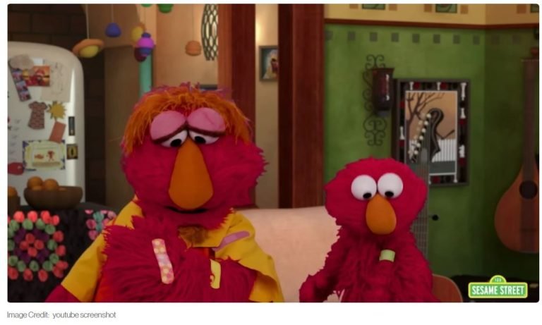 PBS’ Sesame Street Uses Elmo to Promote Covid Vaccine for Kids – Wake ...